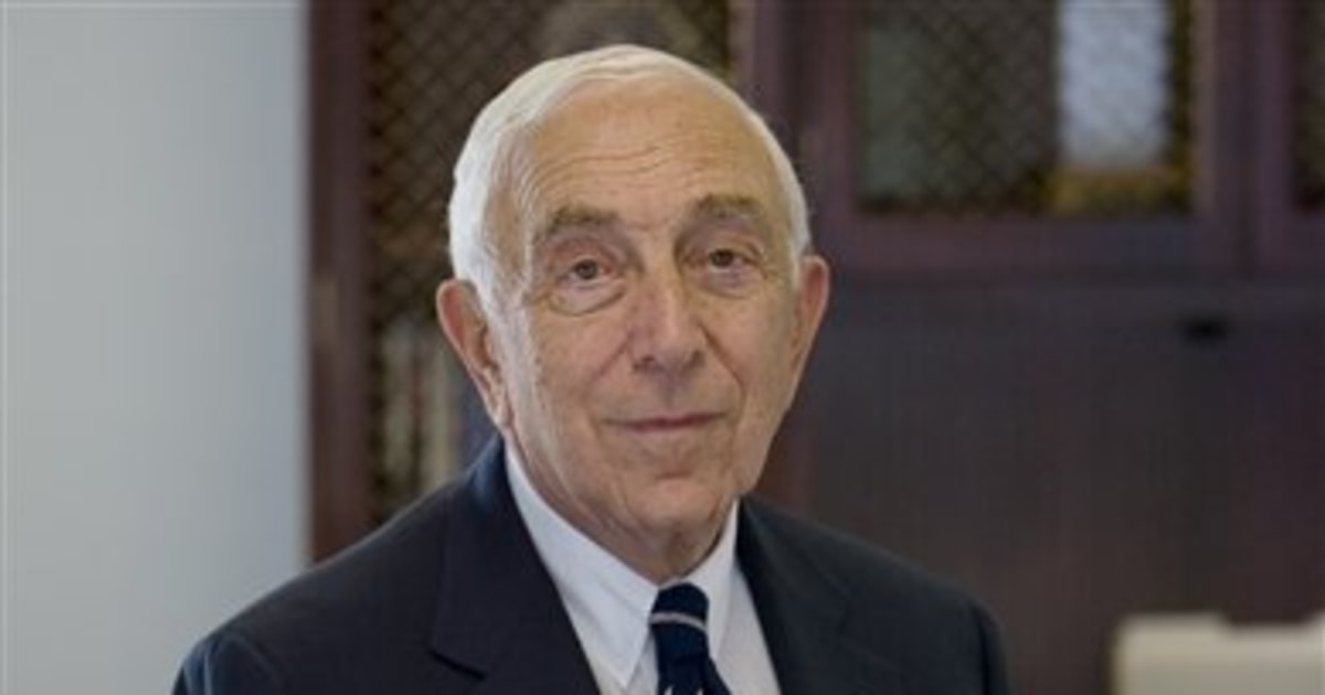 Sen. Lautenberg has 'curable' stomach tumor