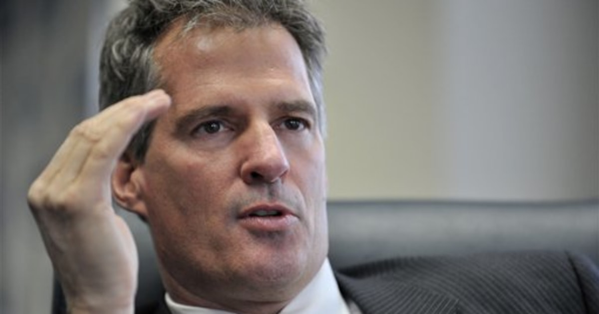 Democrats lack a heavy hitter against Sen. Brown