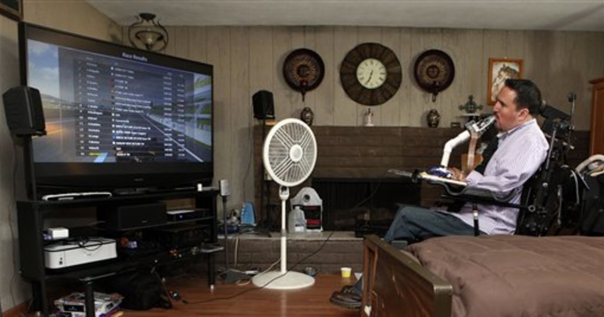 Man builds 30 years of quadriplegic gaming