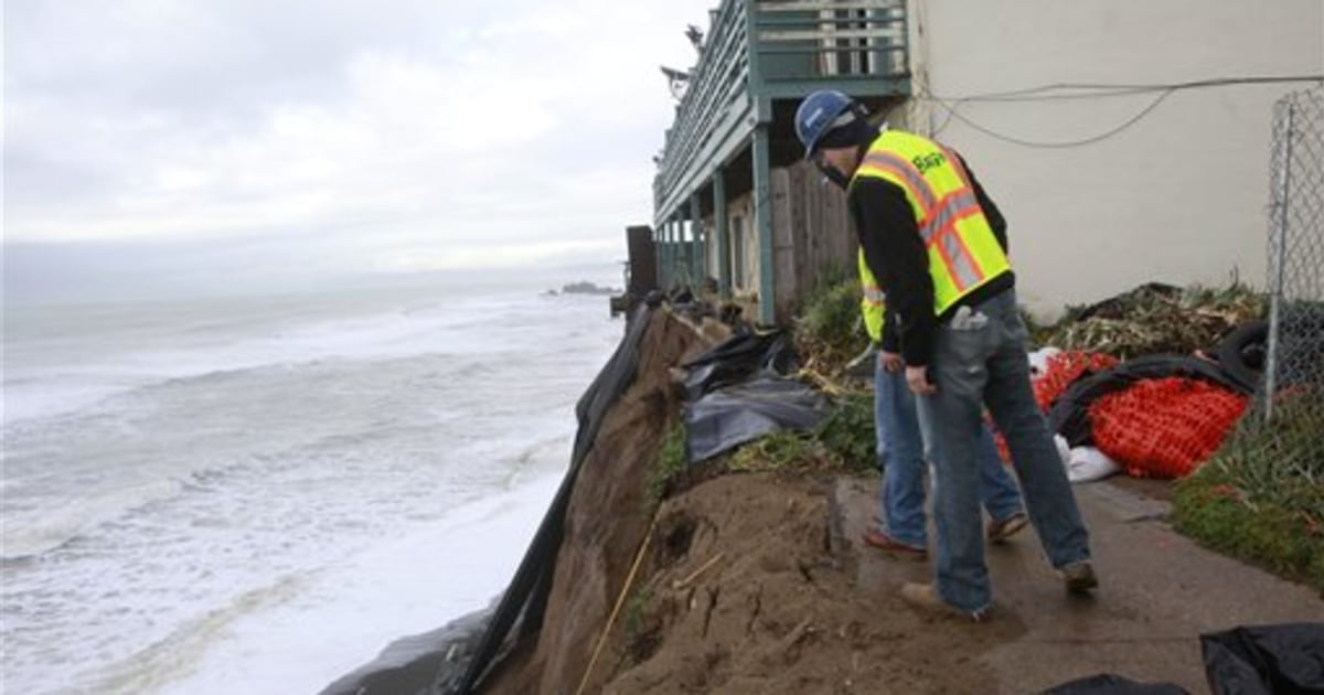 Crumbling cliffs don't deter these residents