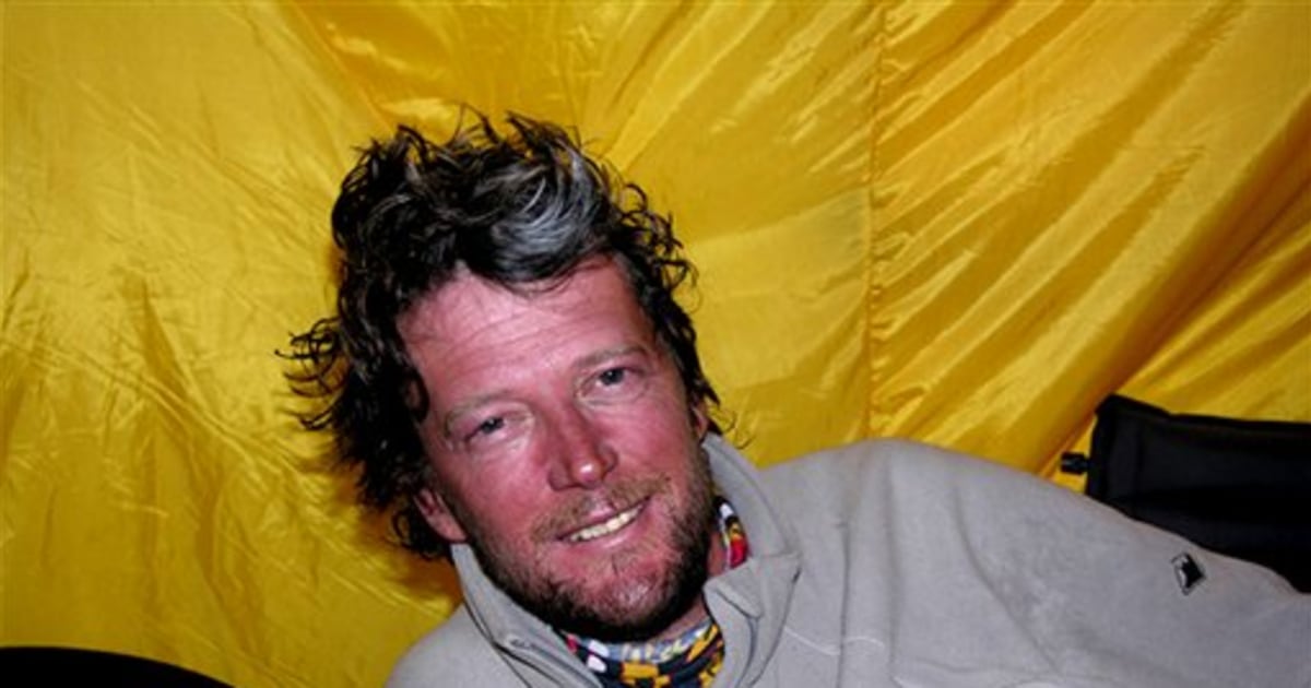 Everest climbers recall near-death experience