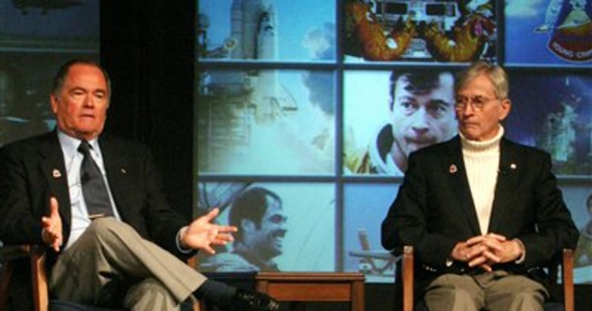 NASA employees mark shuttle anniversary