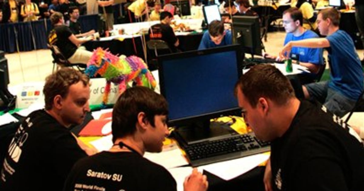 Russian students win programming contest