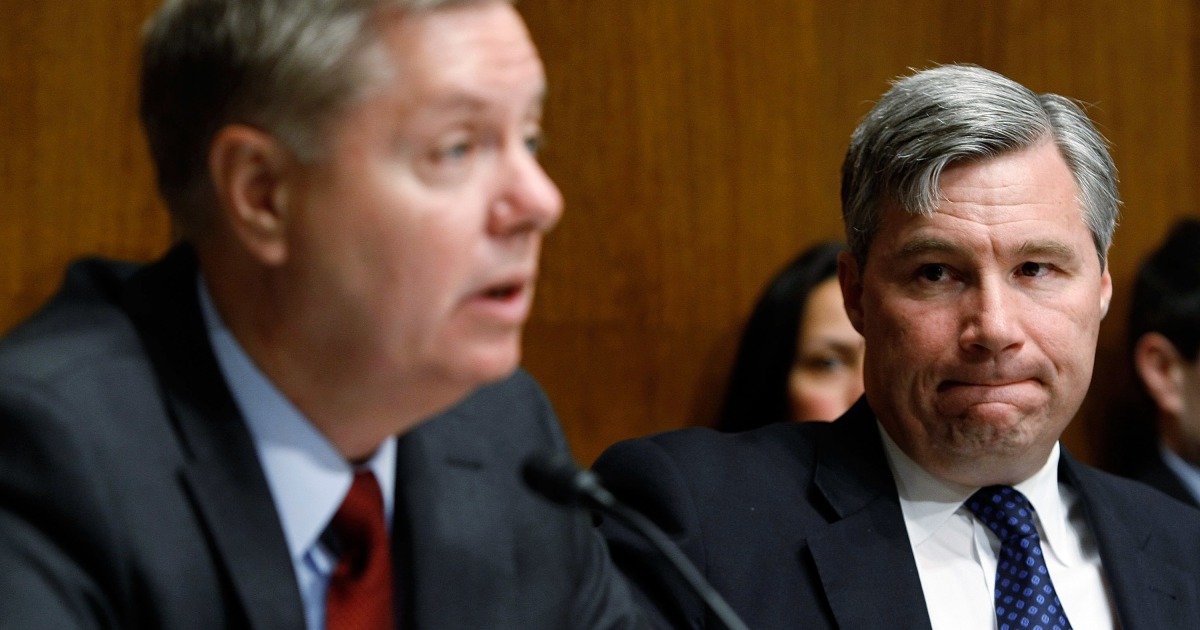 Ex-FBI agent critical of CIA interrogations