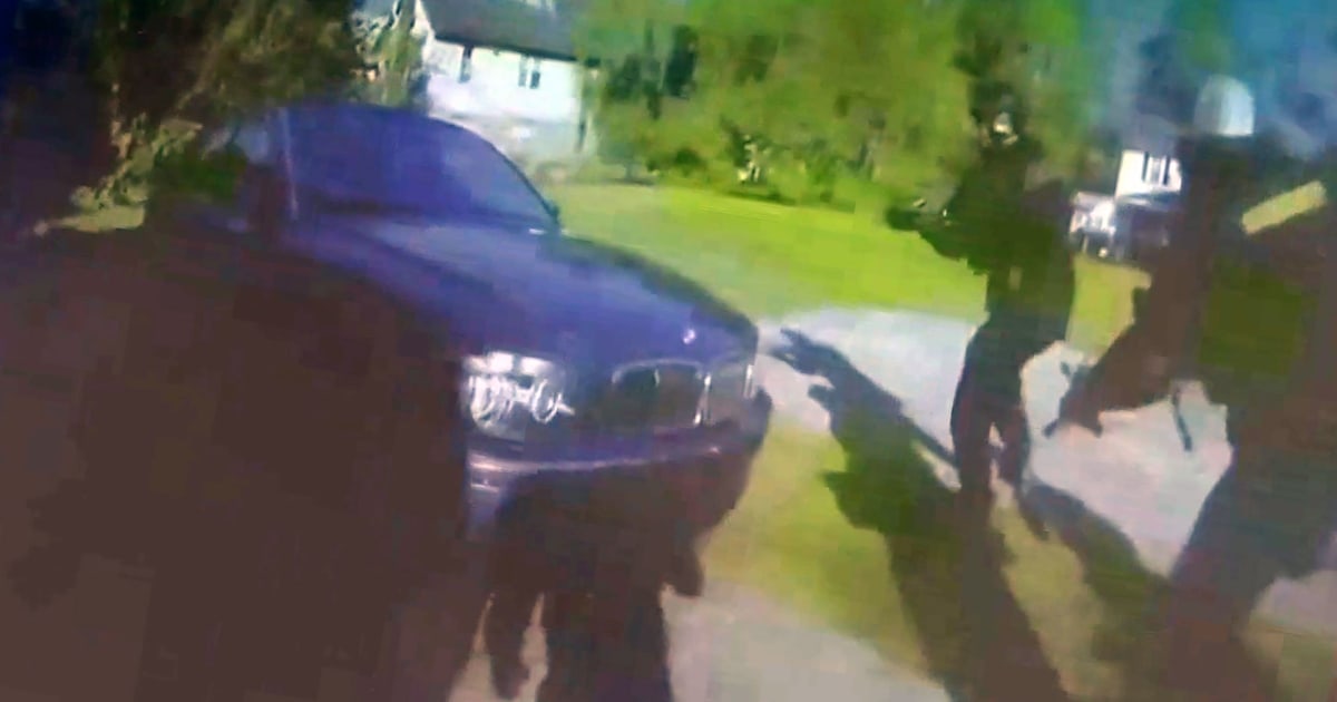 Police body camera videos show moment officers fatally shoot Andrew ...