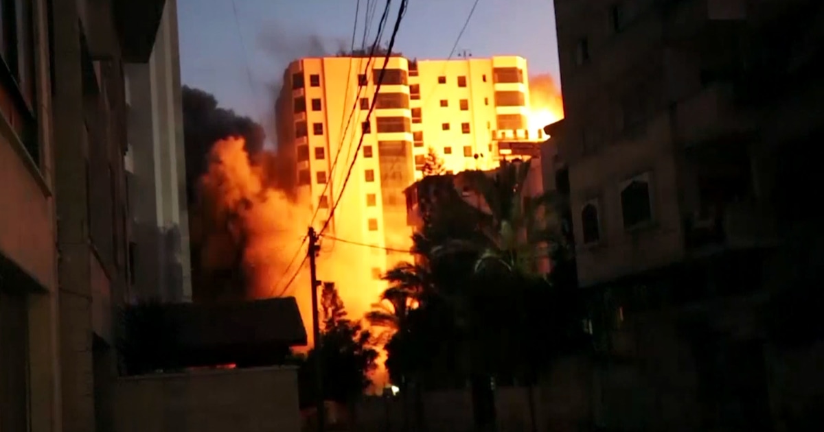Gaza City apartment building collapses after Israeli airstrike