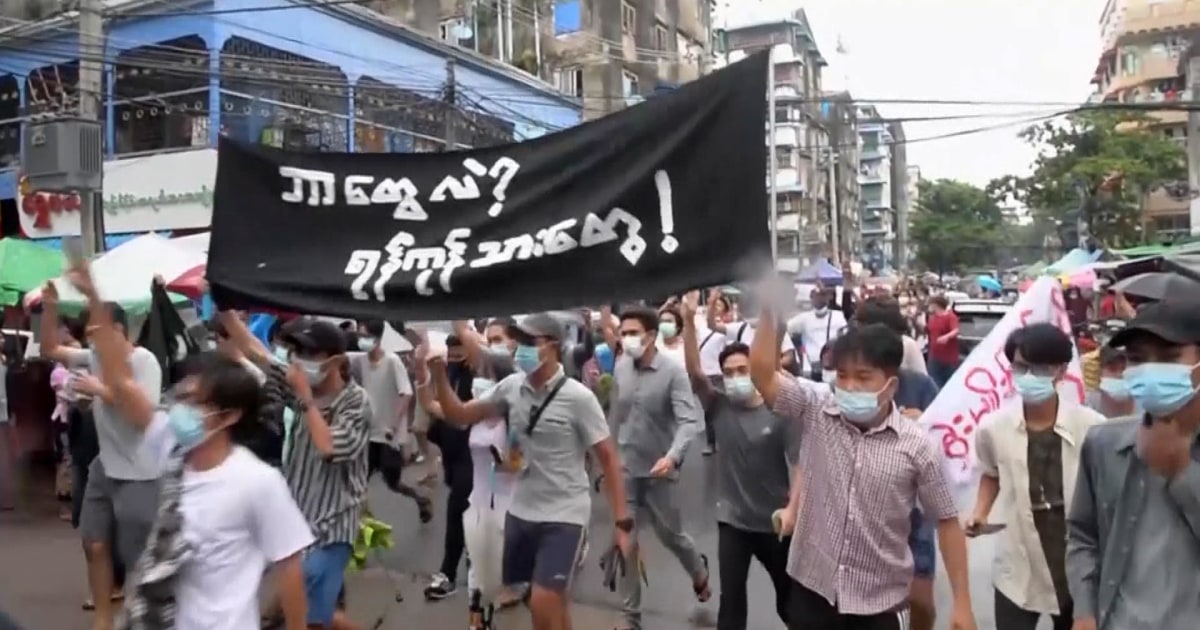 Flash mob demonstration appears in Yangon, Myanmar