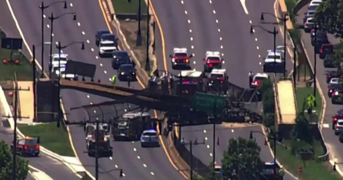 Pedestrian bridge collapse injures 5 in Washington, DC