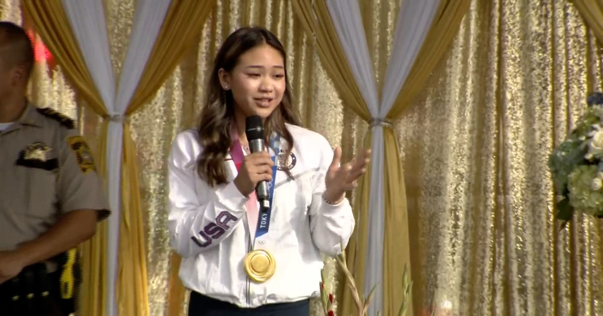 Olympic gold medalist Suni Lee welcomed home with parade in Minnesota