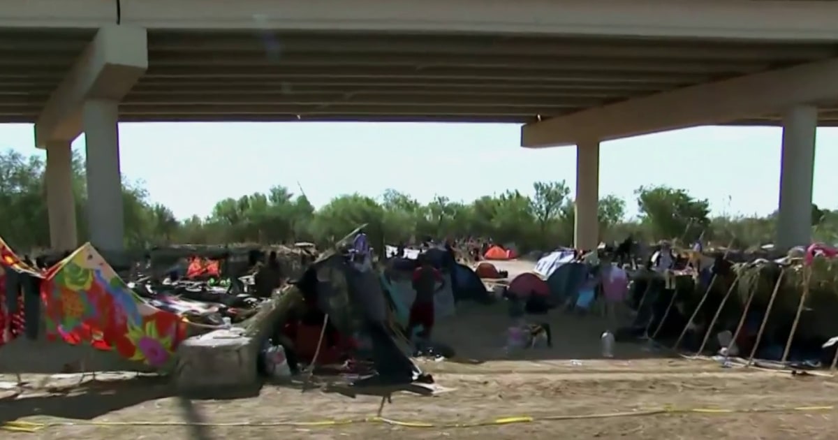 More than 5,000 migrants still waiting beneath Del Rio bridge