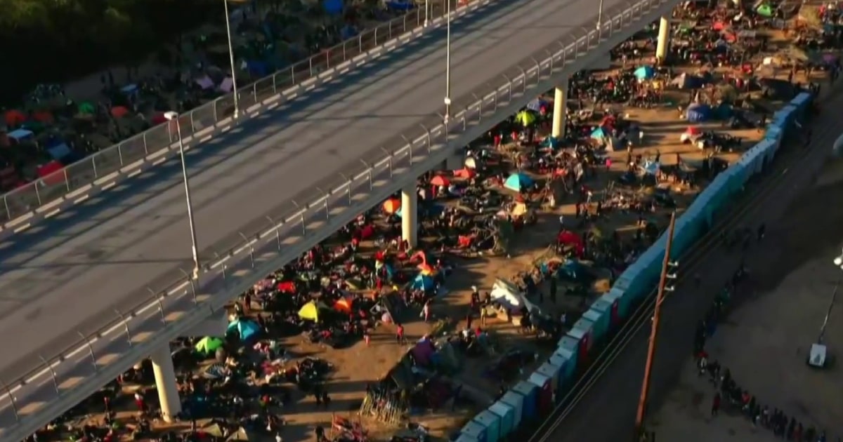 Migrant camp beneath Del Rio border bridge cleared out