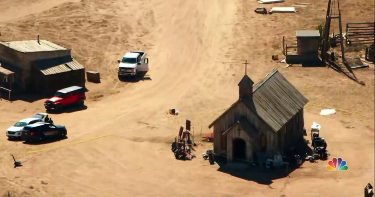 Investigators say real bullet fired in fatal ‘Rust’ shooting