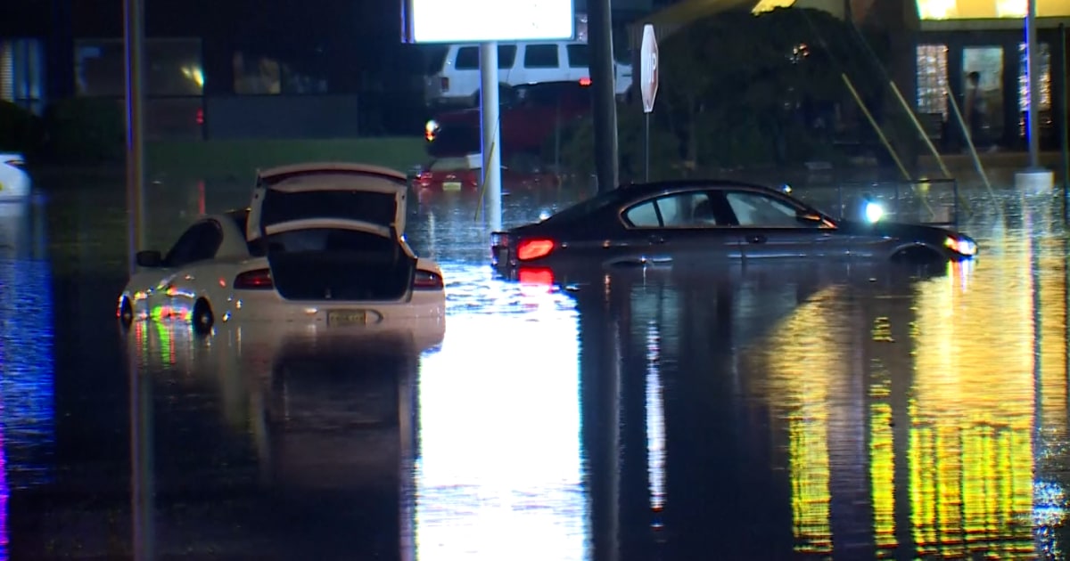 Major flooding in Alabama leaves multiple dead, several stranded