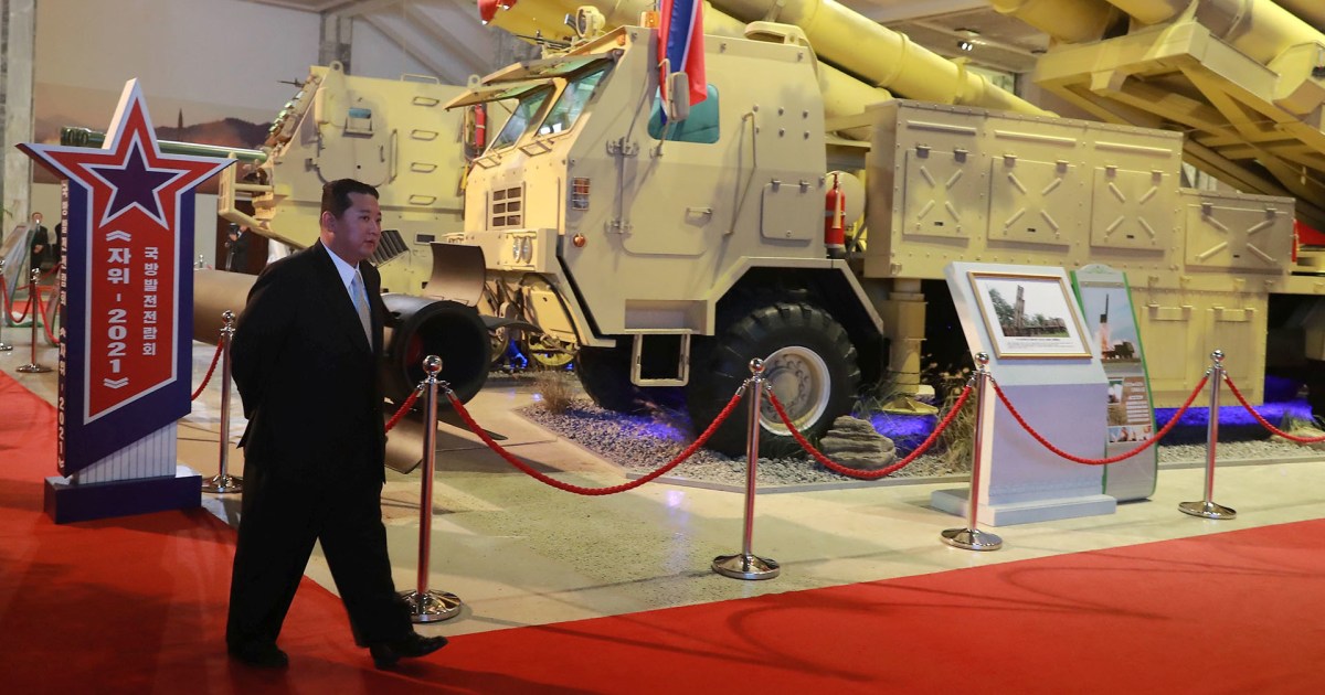 Kim Jong Un enjoys display of North Korean military strength