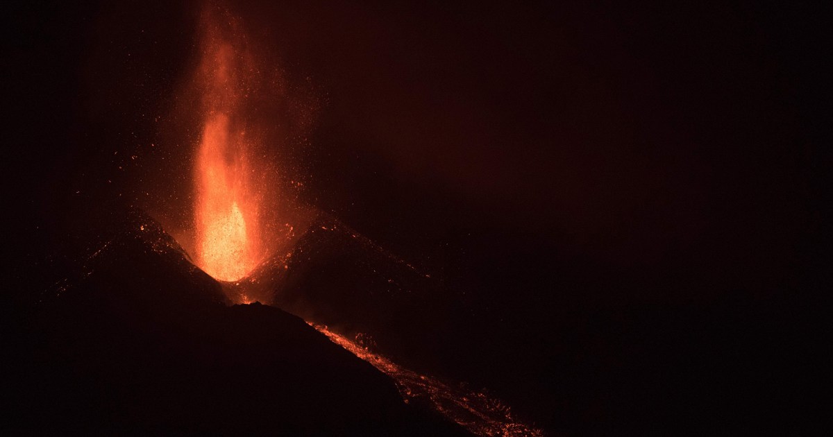 Volcano on Spanish island intensifies as eruption continues