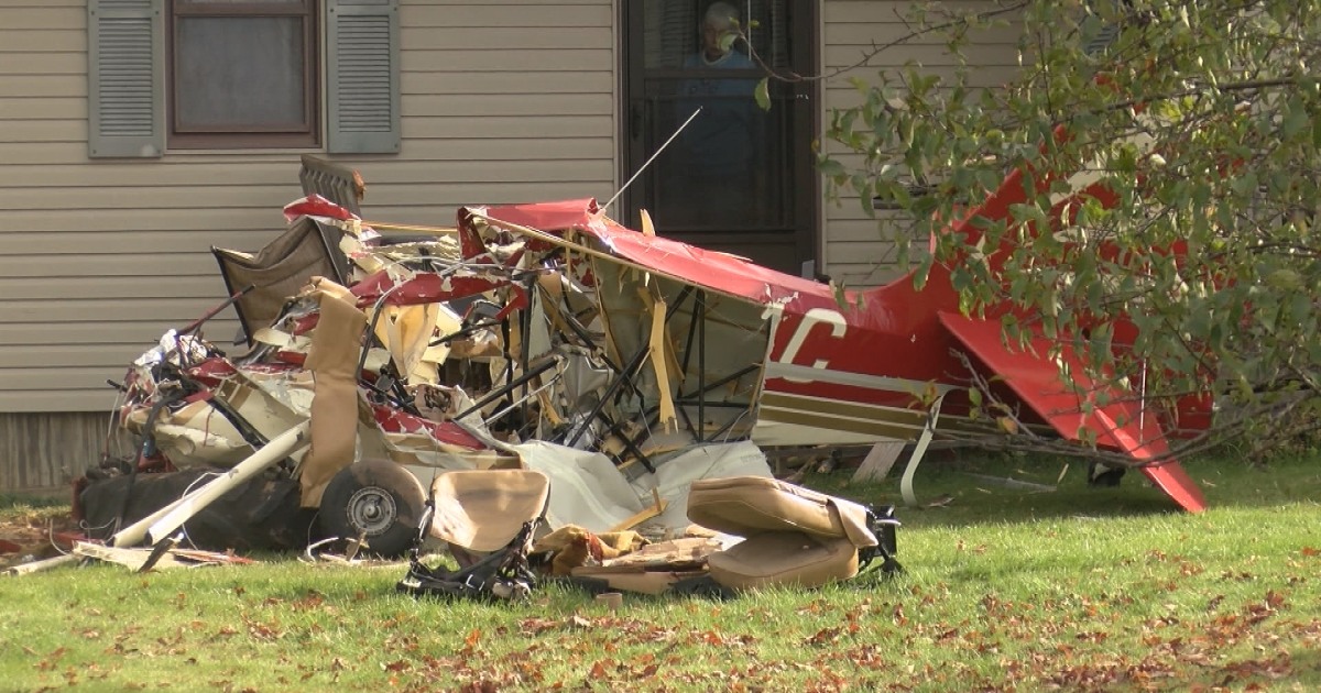 Two killed when small plane crashes into Wisconsin couple's yard