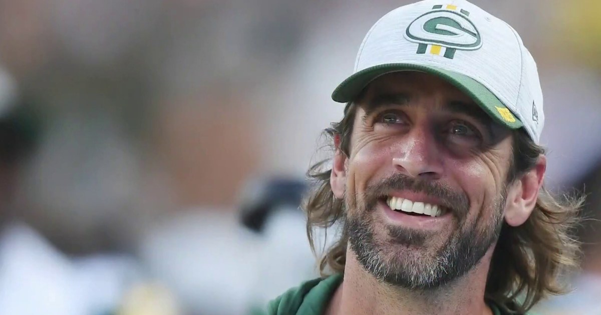 Questions around Aaron Rodgers' Covid vaccination status after diagnosis