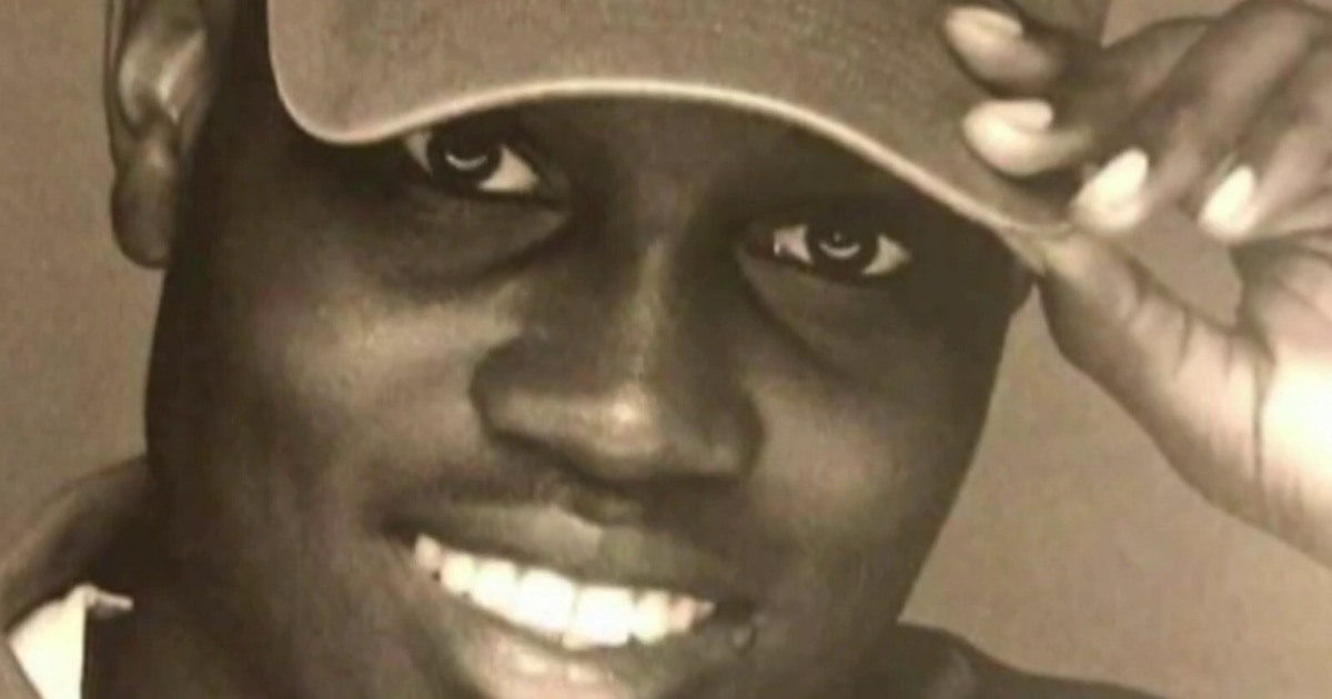 Ahmaud Arbery murder trial: 911 calls played for jury