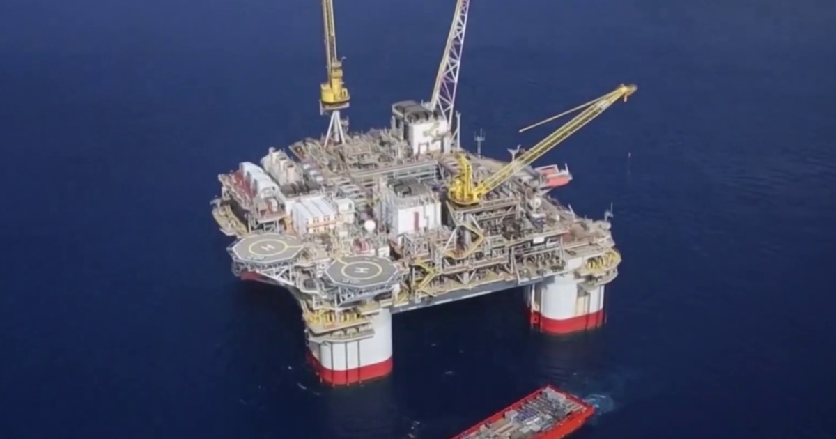 Oil companies to bid on newly released federal Gulf leases