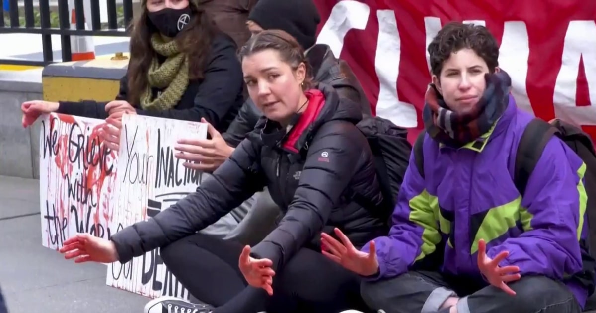 Global movement of young climate activists vow to put greater pressure ...