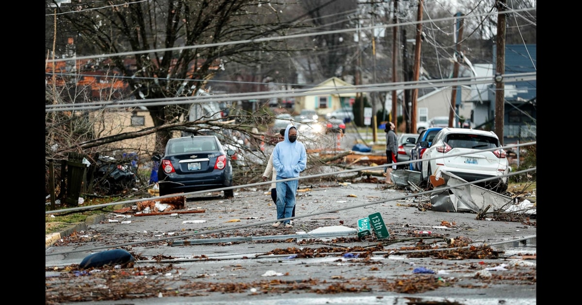 Amazon warehouse struck by deadly tornado