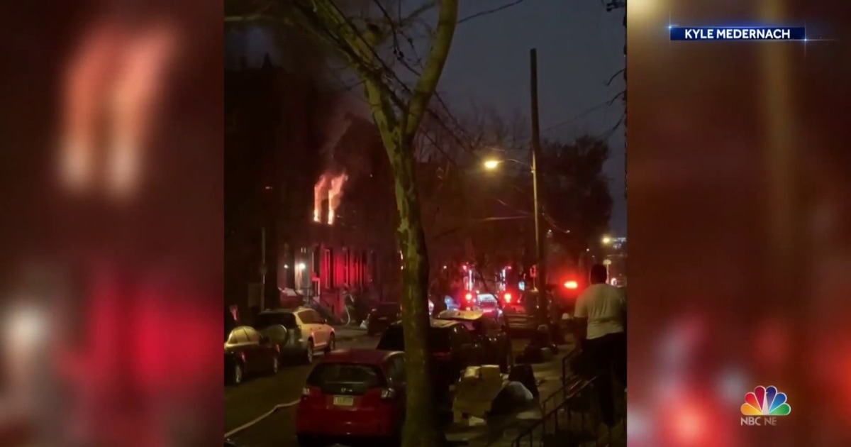 At least 12 killed in Philadelphia row home fire