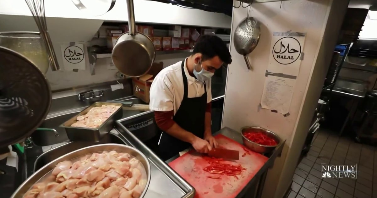 Philadelphia chef brings comfort food to Afghan refugees