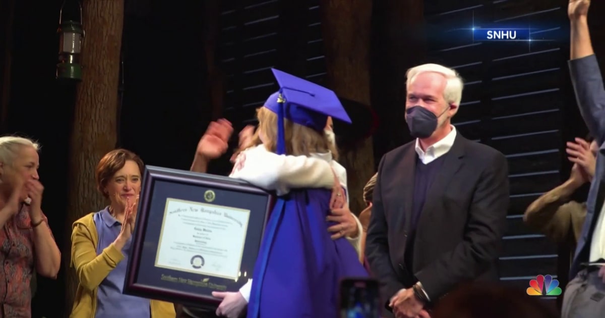 Broadway actress gets college graduation surprise