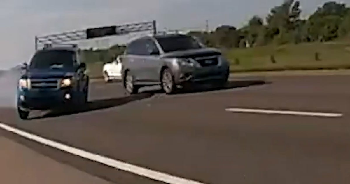 Florida deputy narrowly escapes getting hit during traffic stop