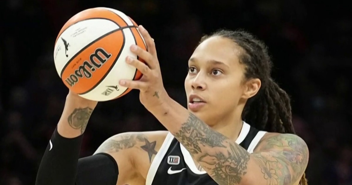 Why many WNBA stars choose to play abroad during offseason