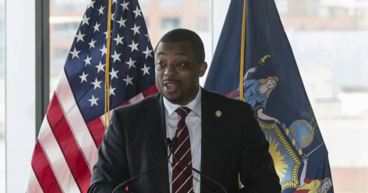 N.Y. Lt. Gov. Brian Benjamin resigns after arrest for campaign finance ...