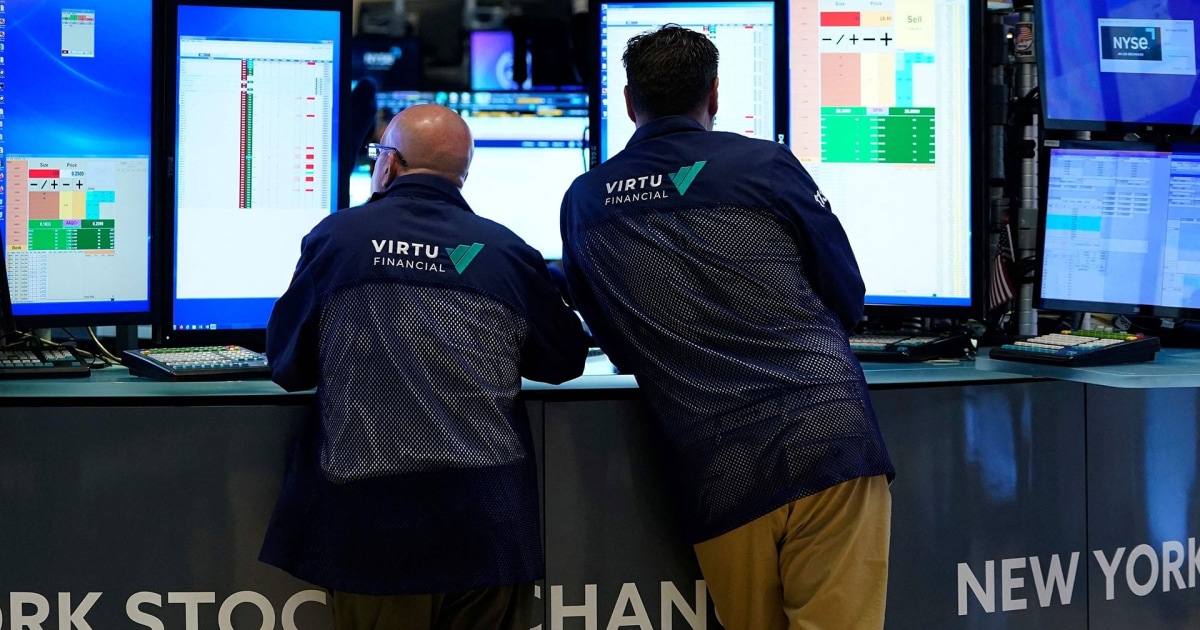 Stock markets plummet, Dow on pace for biggest single day drop since 2020
