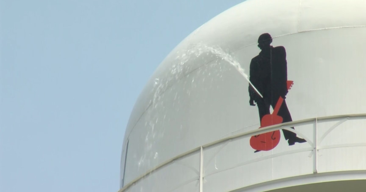 Johnny Cash water tower springs leak after vandalism in Arkansas