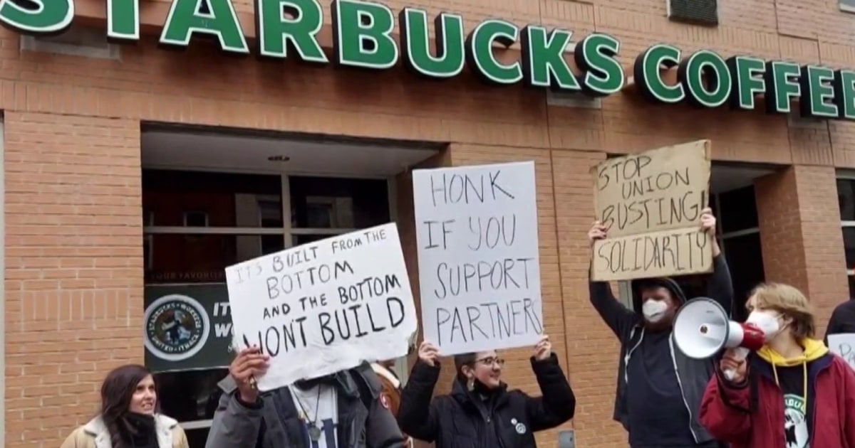 Union claims Starbucks is illegally shutting down a New York cafe to ...