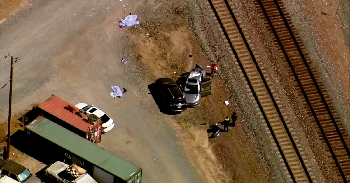 Car versus Amtrak train accident in California leaves 3 dead, 2 injured