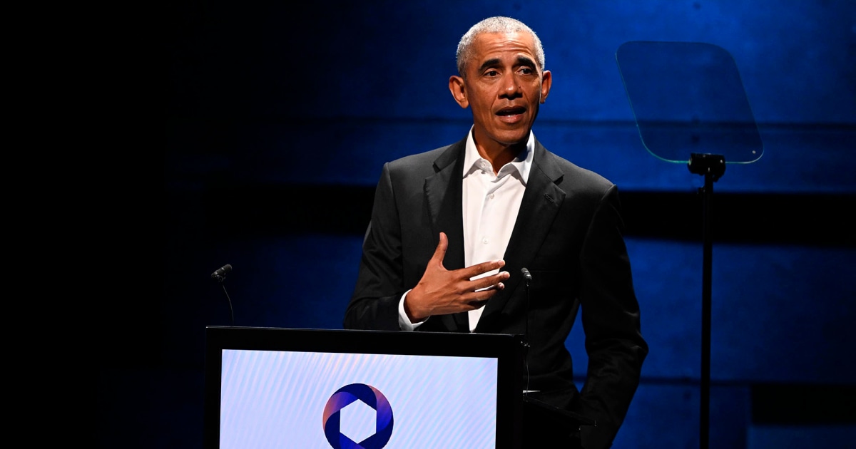 Barack Obama urges 'strong, steadfast and sustained' support for Ukraine