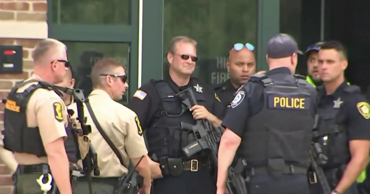 Police respond to shooting at Independence Day Parade in Highland Park ...