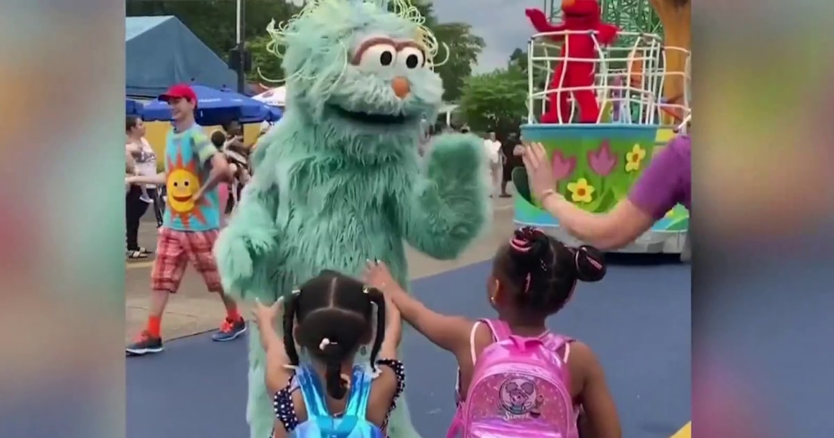 Parents claim Sesame Place characters snubbed their Black children