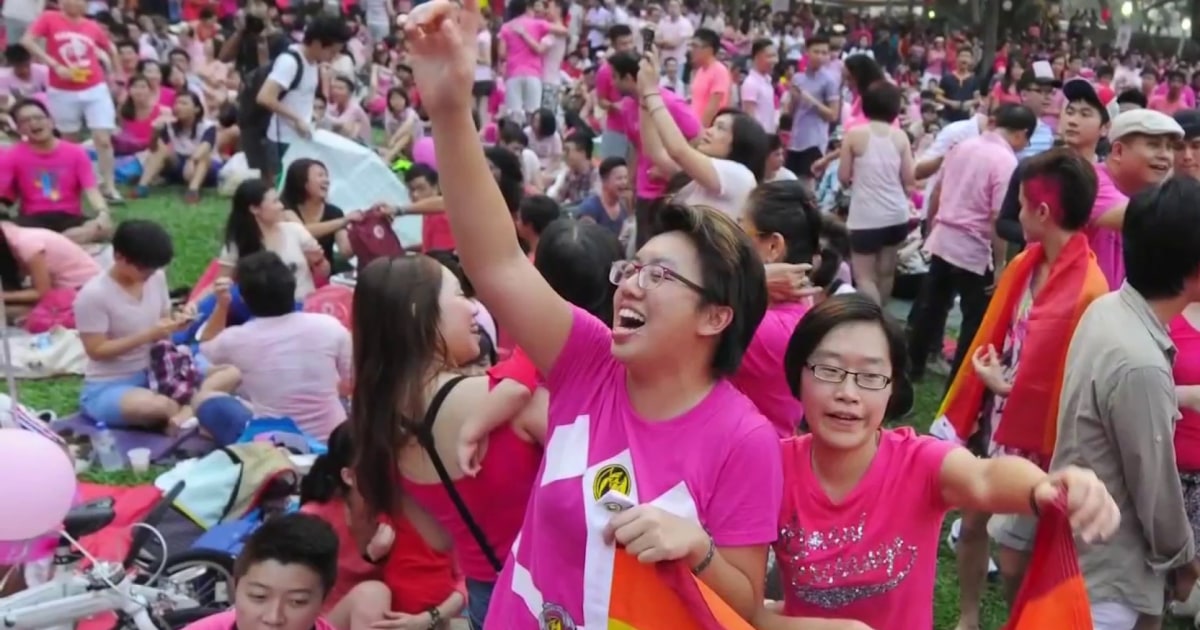 Singapore To Decriminalize Sex Between Men Prime Minister Says