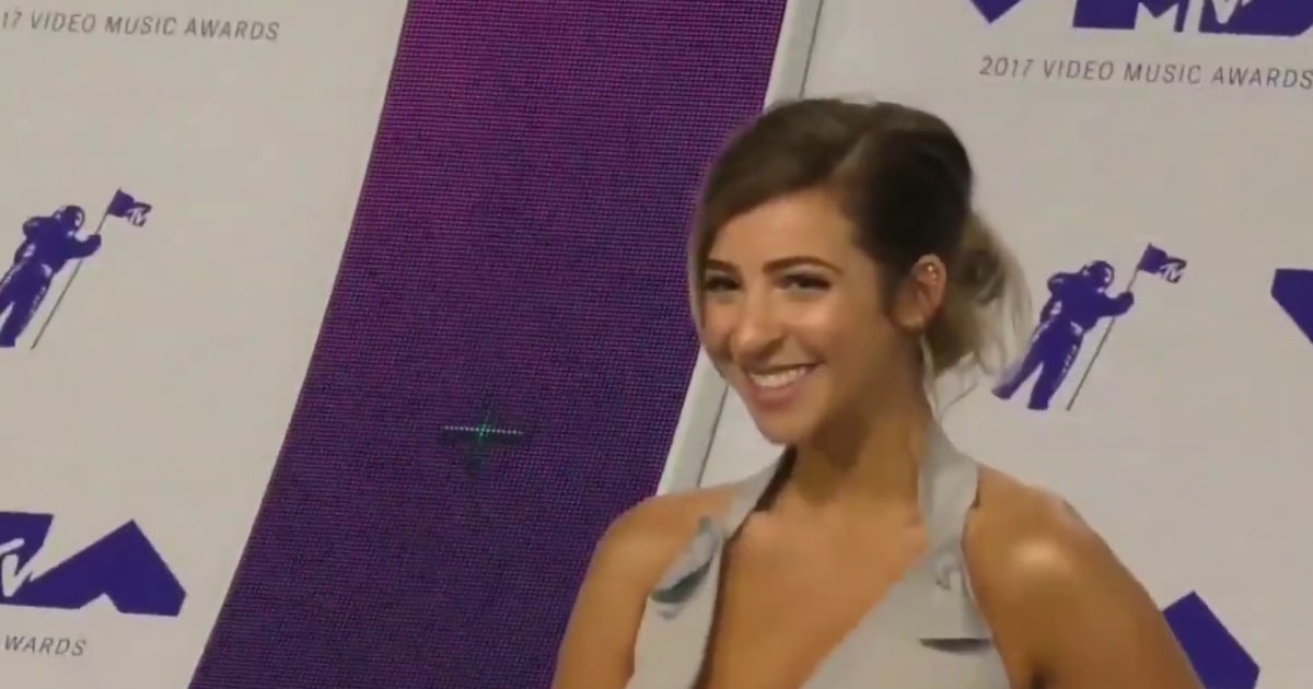 TikToker Gabbie Hanna's content prompts concern about mental health