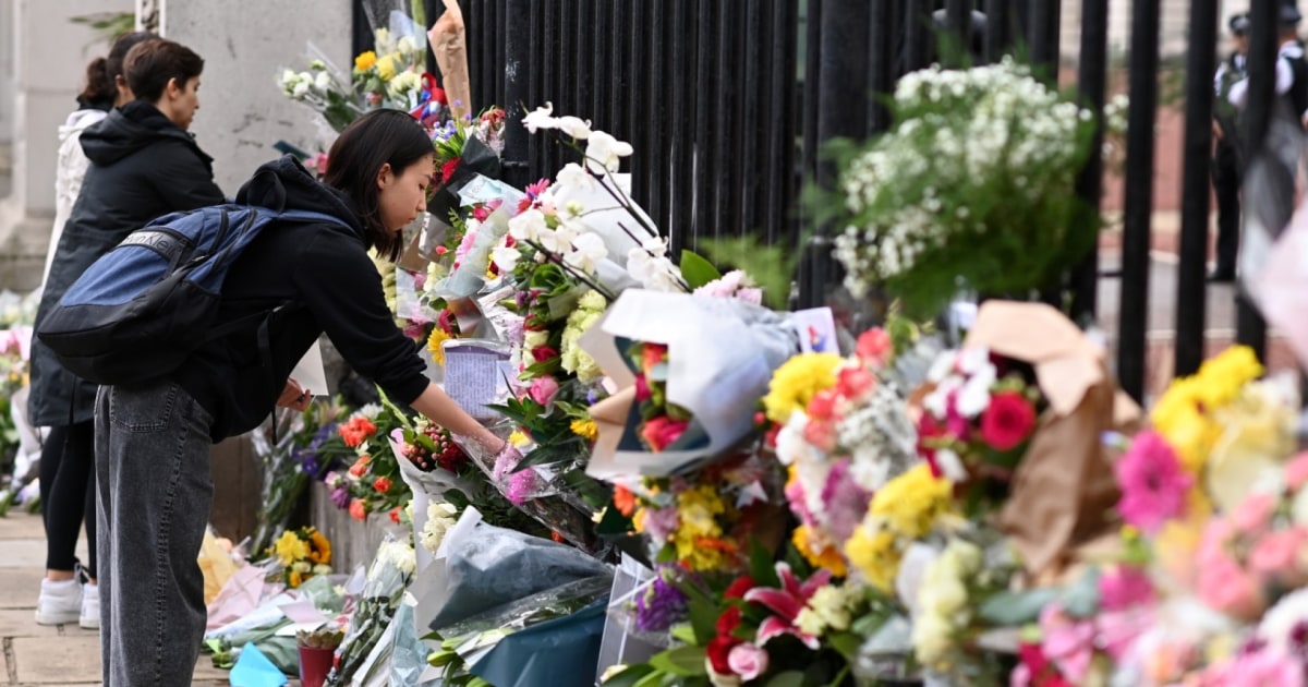 Tributes pour in following the death of Queen Elizabeth II