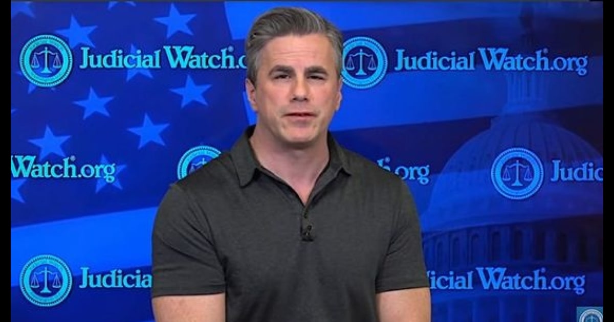 The non-lawyer who is giving Trump legal advice on the Mar-a-Lago case