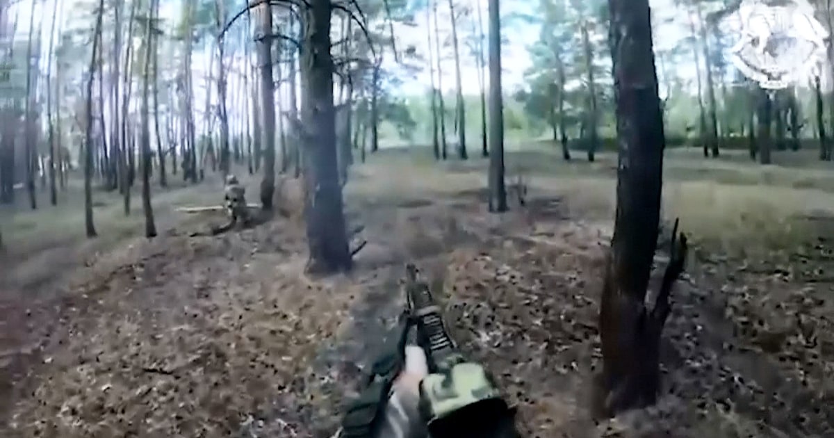 Watch: Ukrainian special forces ambush Russian troops