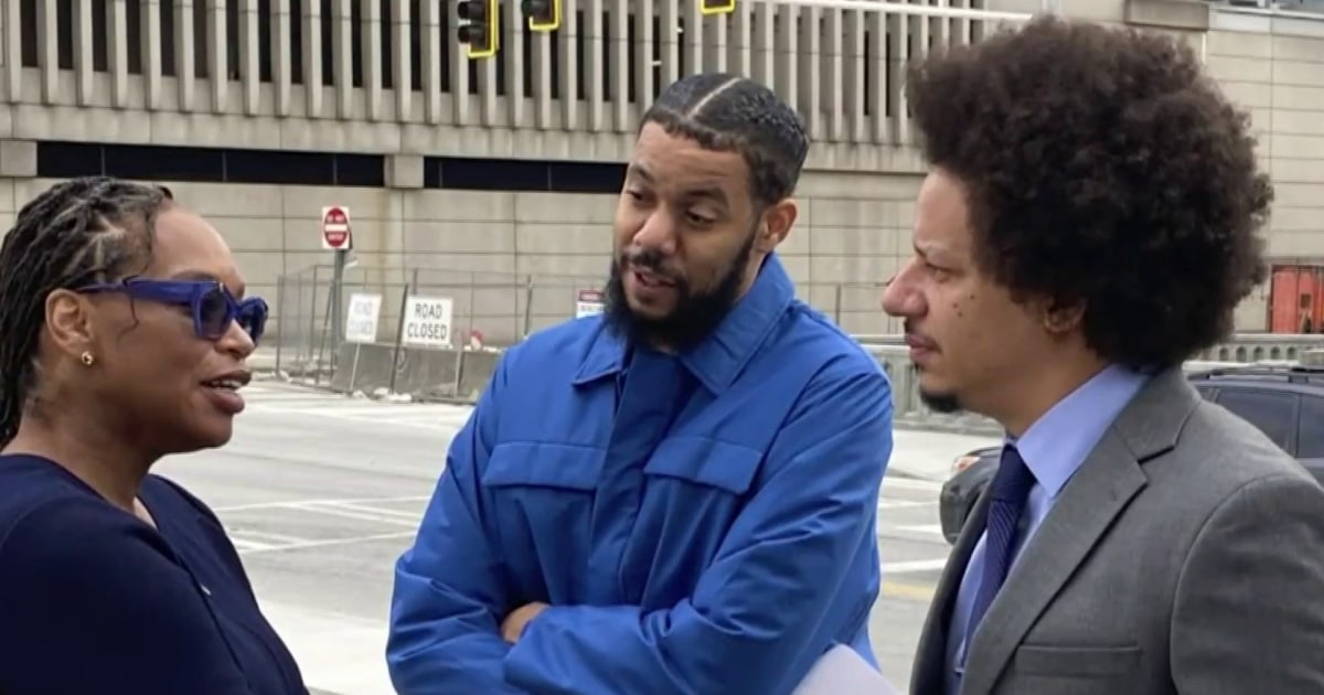 Comedians Eric Andre, Clayton English say police airport searches ...