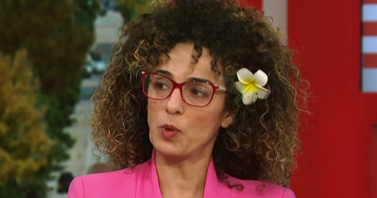 Activist Masih Alinejad: Iranian protests are a 'tipping point'