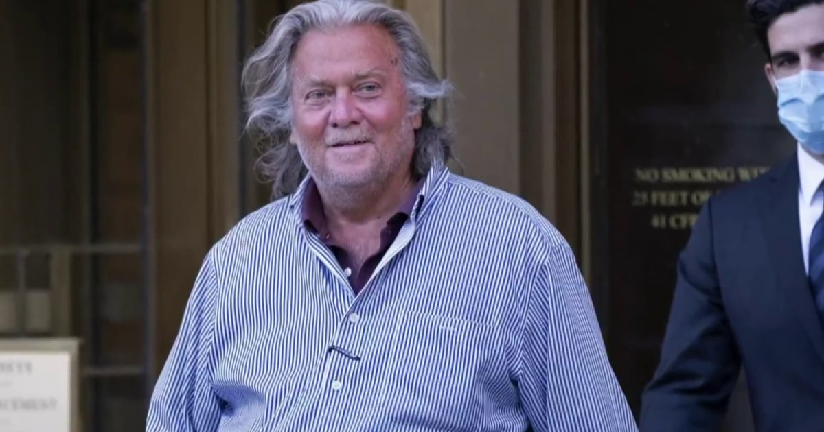 Steve Bannon to be sentenced Friday