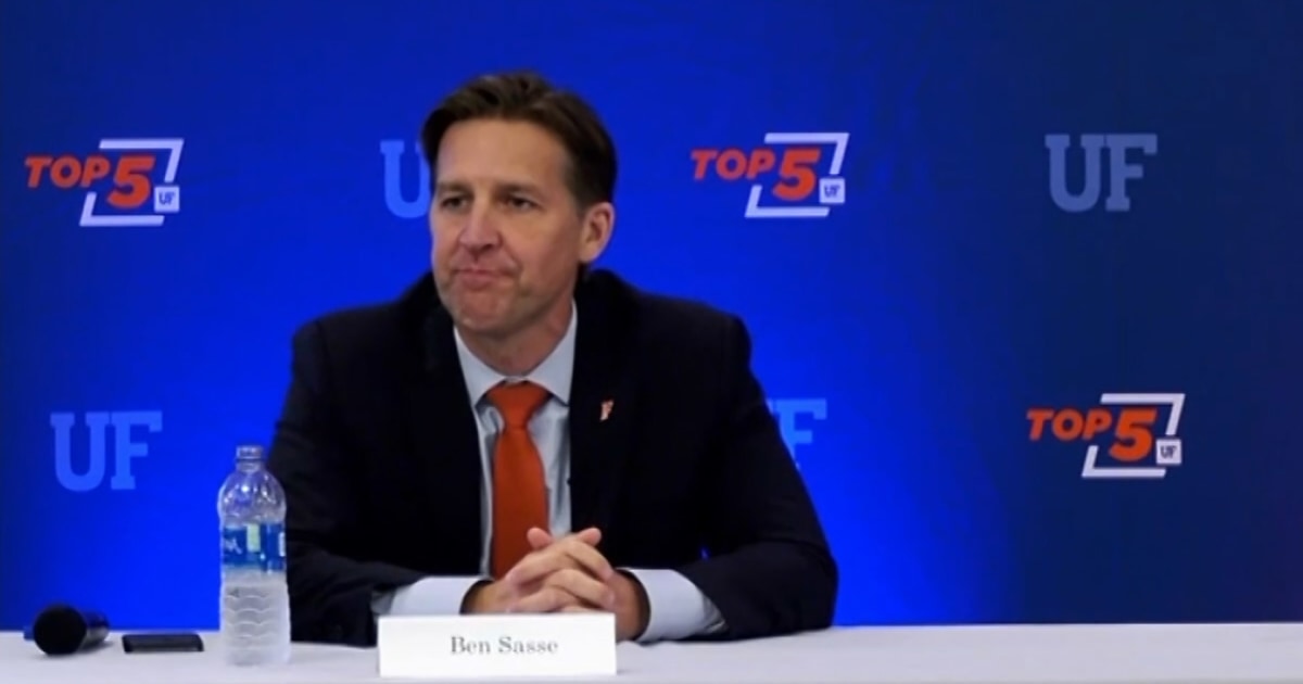 Sen. Sasse interrupted by protesters during forum at University of Florida