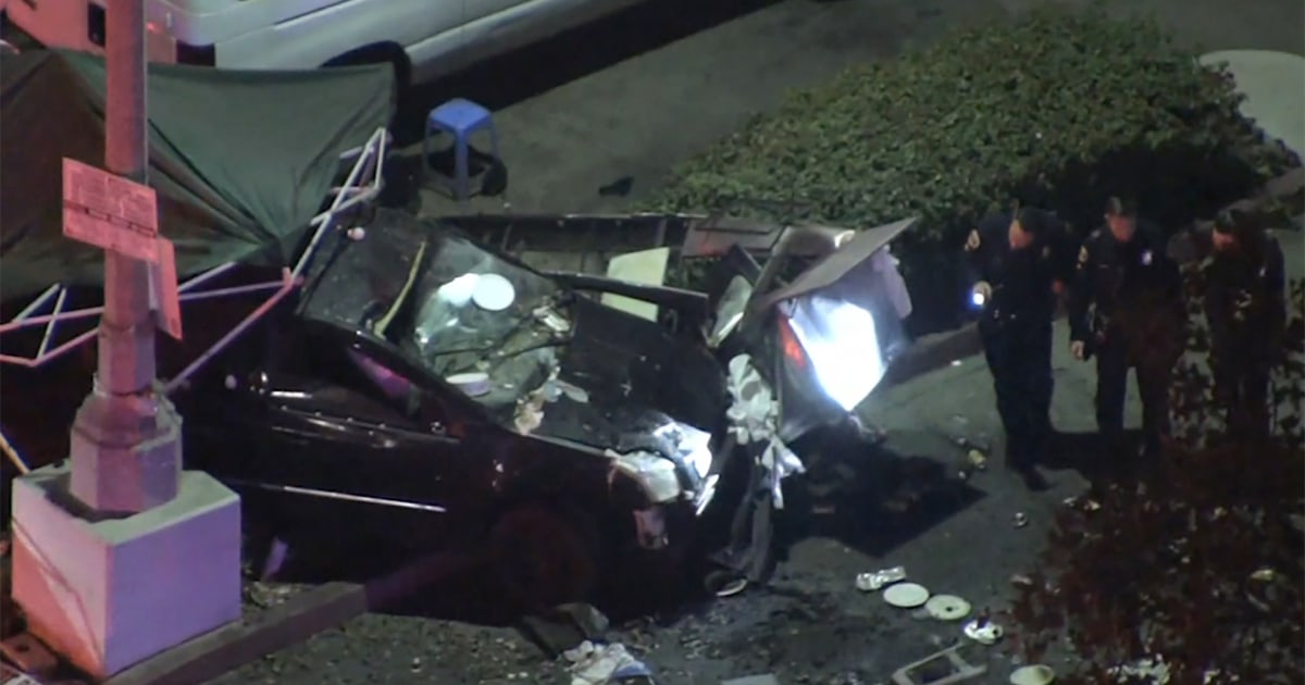 Vehicle crashes into California taco stand leaving 1 person dead, 12 ...