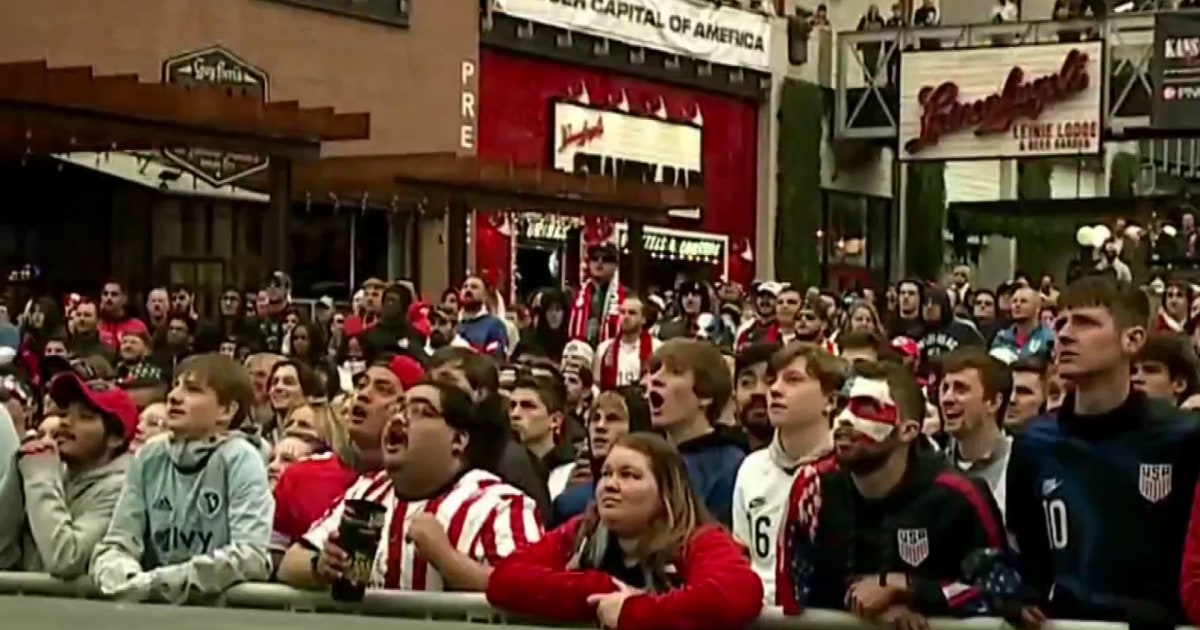 Americans cheer on promising Team USA at World Cup