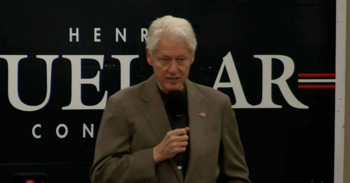 Bill Clinton campaigns in support of Democratic congressional candidates